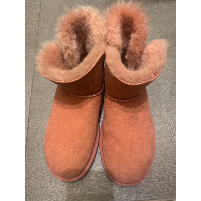 全新UGG粉橘色短筒雪靴 Jennie | 蝦皮購物