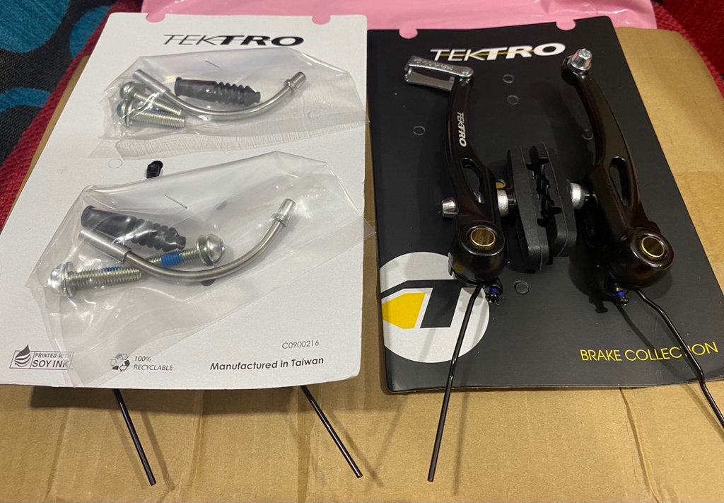 熱賣款【速度公園】TEKTRO 855AL 登山車V型煞車夾器 黑/銀，鋁合金 附保護套、彎管、螺絲，自行車 煞夾 V夾 | 蝦皮購物