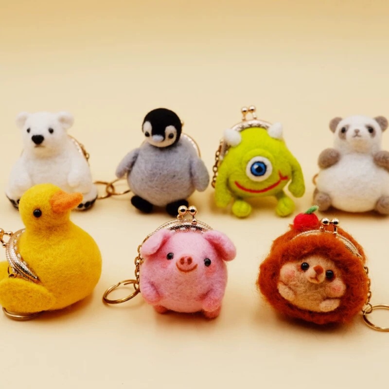 台灣出貨現貨。7D2-2 羊毛氈濕氈材料包 口金包 刺蝟 小豬 鴨子 北極熊 錢包 diy 手作 禮物 零錢包 | 蝦皮購物