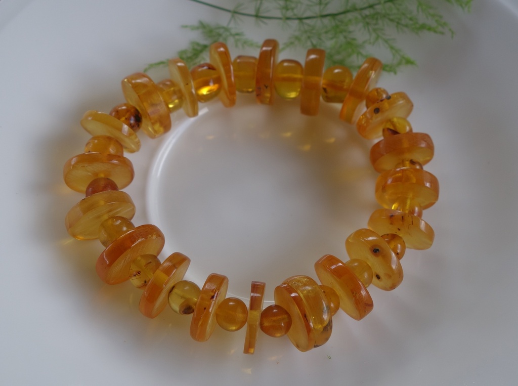 Baltic Amber 天然琥珀16.7克 波羅的海 金珀 手鍊 非二代琥珀 #山奇藝術 | 蝦皮購物