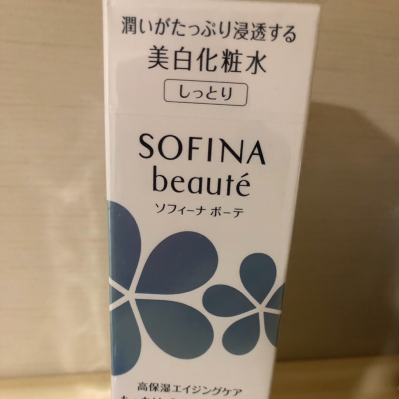 （代售）SOFINA 蘇菲娜 芯美顏美 白瀅潤滲透露140ml | 蝦皮購物