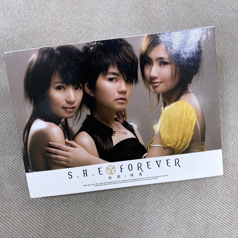 S.H.E / Forever (新歌+精選CD+DVD) | 蝦皮購物
