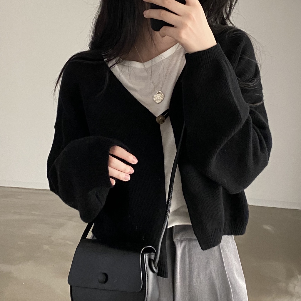 【太妮絲S258】現貨 太好看！初秋上架 一粒釦素色針織外套 一粒扣 寬鬆 小外套 卡其色 黑色外套 | 蝦皮購物