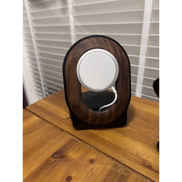 [皮皮的店]Grovemade wood MagSafe stand 實木無線充電底座 | 蝦皮購物