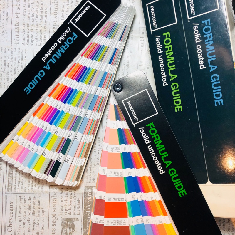 [9成新]Pantone色票 設計 | 蝦皮購物