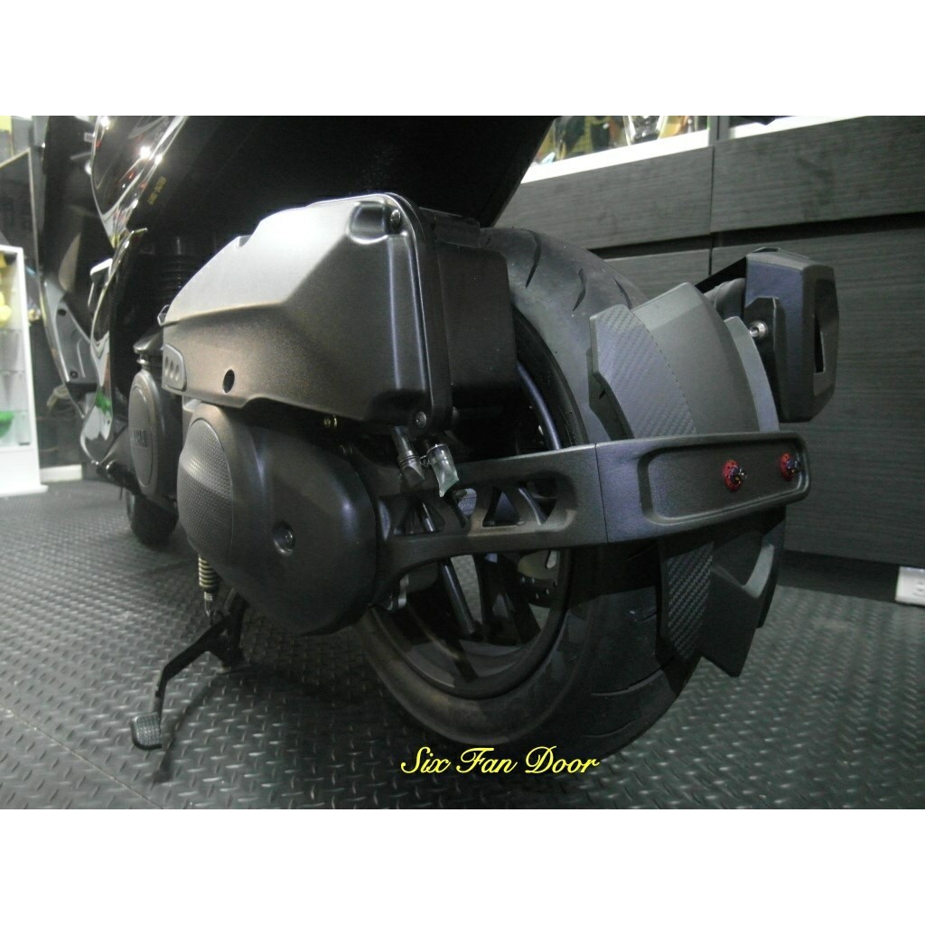 『六扇門』送鈦螺絲 燈匠 FORCE SMAX 移植 MT09 后土除 外掛式后土除 後土除 車牌下移 短土除 鋁合金 | 蝦皮購物