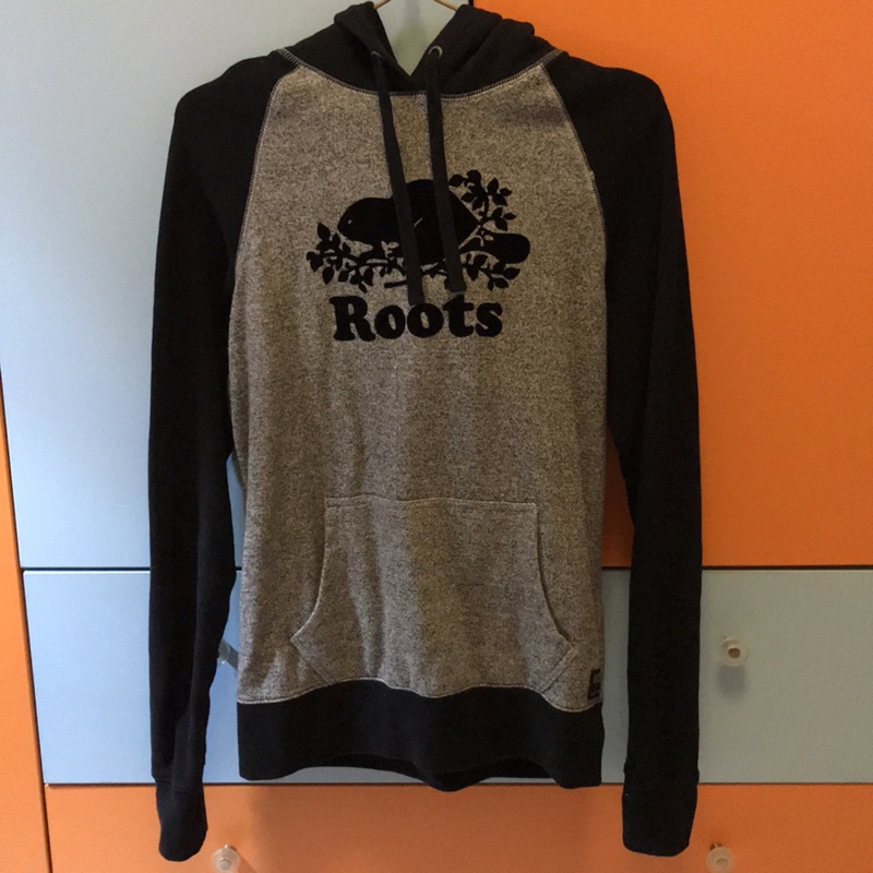 Roots 女生經典LOGO帽T 刷毛 黑配胡椒灰 XS | 蝦皮購物