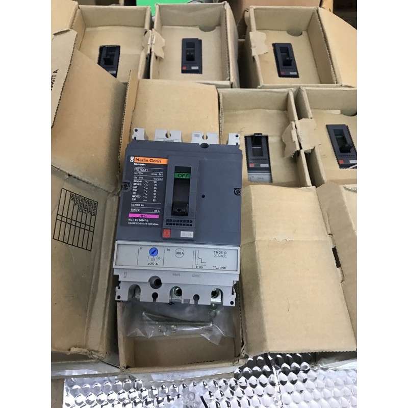 自動斷路器 MCCB 施耐德 NS100H TM25D (20/25A) | 蝦皮購物