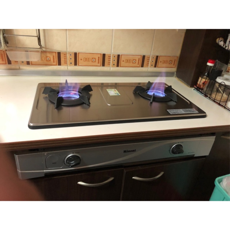 台中 北屯 實體店面 林內 RBTS- N 201 -S/W(可刷卡)不銹鋼/白色烤漆 嵌入式瓦斯爐(鑄鐵爐架) | 蝦皮購物