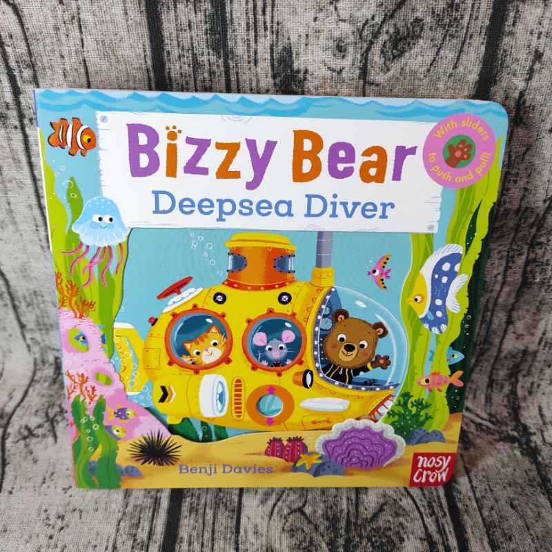 Bizzy Bear: Deepsea Diver 全新 出版: nosy crow #硬頁書#附音檔QRCode | 蝦皮購物
