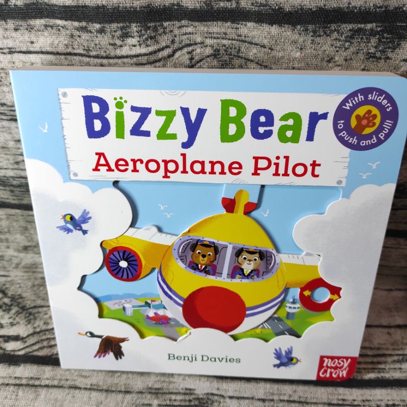 Bizzy Bear: Aeriplane Pilot 全新 出版: nosy crow #硬頁書#附音檔QRCode | 蝦皮購物