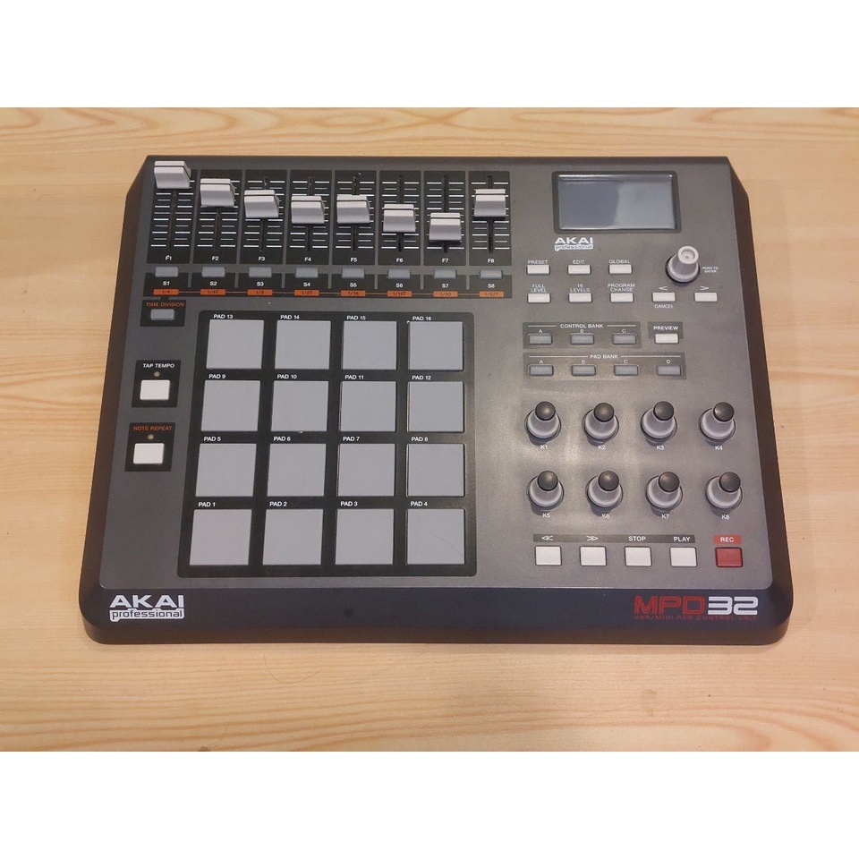 AKAI MPD32 MIDI控制器 | 蝦皮購物