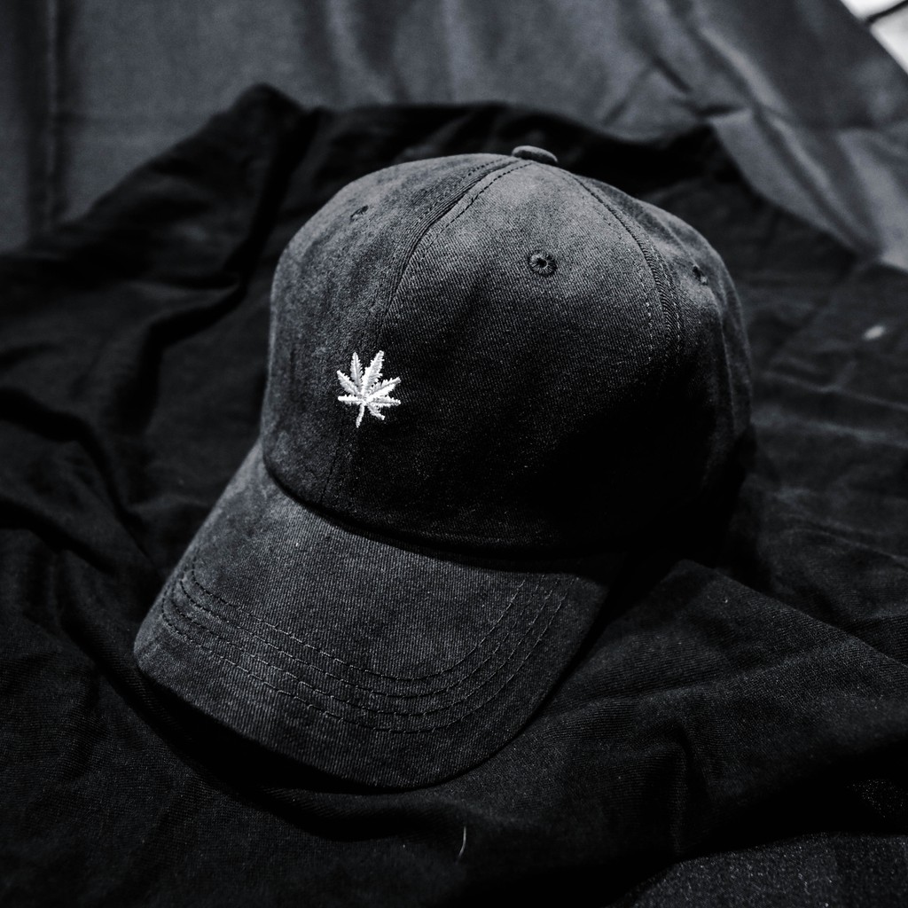 【MC007】極簡麻葉刺繡鴨舌帽 帽子 麻葉設計 鴨舌帽 老帽 刺繡帽子 麻葉刺繡 男裝 帽 | 蝦皮購物