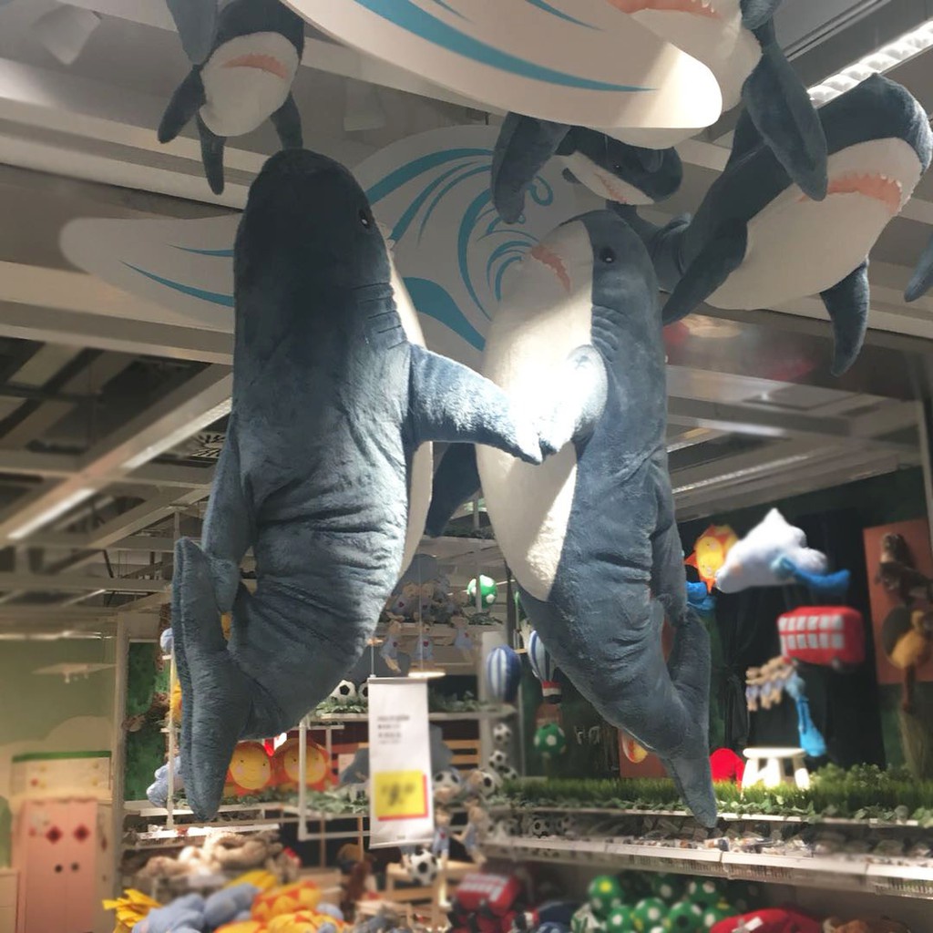 宜家鯊魚 Ikea100公分大鯊魚 布羅艾大鯊魚公仔 毛絨玩具玩偶 鯊魚寶寶大抱枕 Ikea鯊魚 1米長️靠枕大白鯊 蝦皮購物