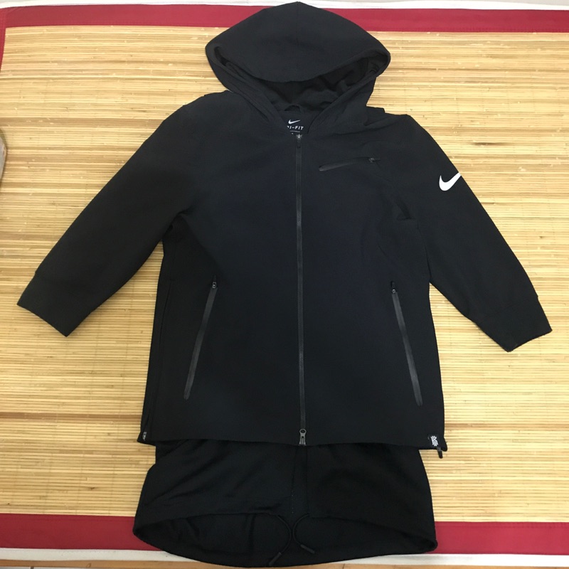 NIKE KYRIE IRVING JACKET 外套 黑 七分袖 二手 男 | 蝦皮購物