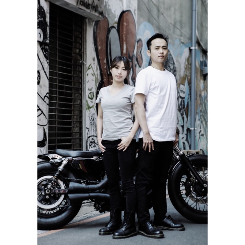 女生 V領素色T恤 Mirandrew - 米蘭著 獨家MIT打版修身 合身短袖 純棉 (黑/白/灰) | 蝦皮購物