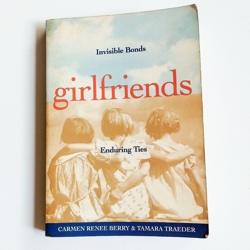 《英文原文書 》Girlfriends: Invisible Bonds, Enduring Ties 女性友誼#二手 | 蝦皮購物