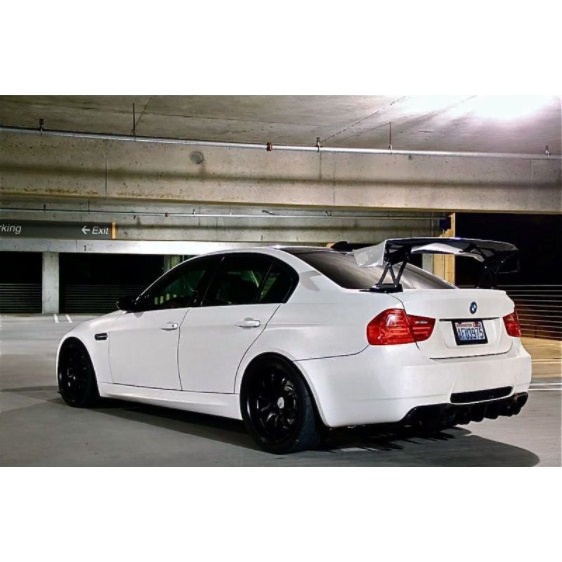 【Mr.car】BMW 3系 E92 M3 Varis 碳纖 GT 尾翼 大尾翼 通用 | 蝦皮購物