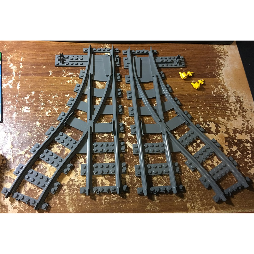 LEGO 樂高 CITY 城市系列 7895 火車周邊 分岔 軌道 左右 ( 一組 ) | 蝦皮購物