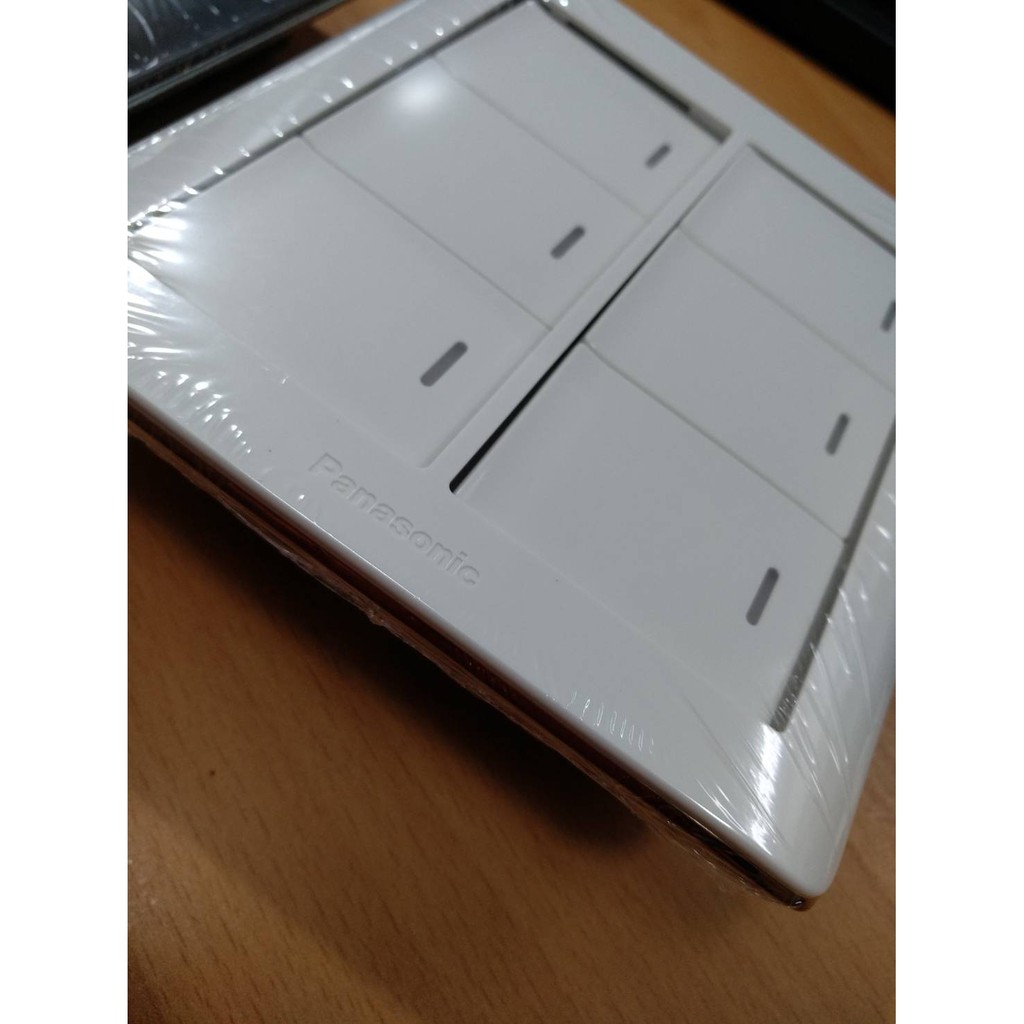 【電材品】RISNA開關，含稅國際牌5652W，WTRF5652W，WTRF5652H六開(三開*2)，六開含蓋 | 蝦皮購物