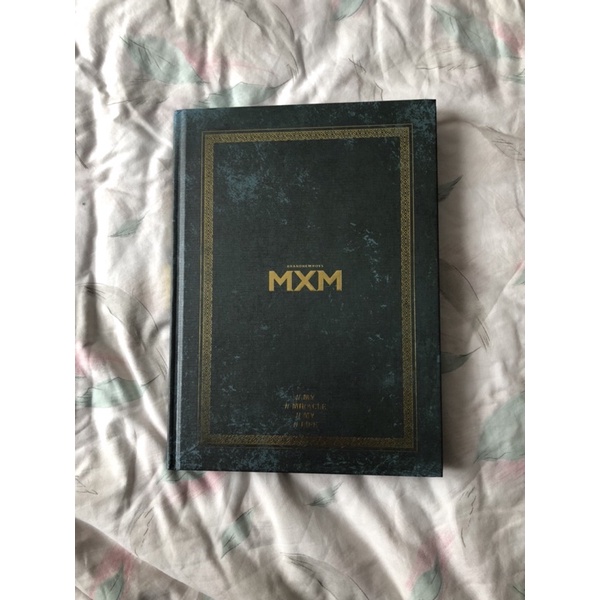 mxm 寫真 正版 狀況良好 | 蝦皮購物
