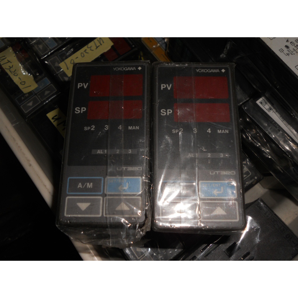 Yokogawa 橫河 UT320-00 溫度控制器 100-240VAC (後) | 蝦皮購物