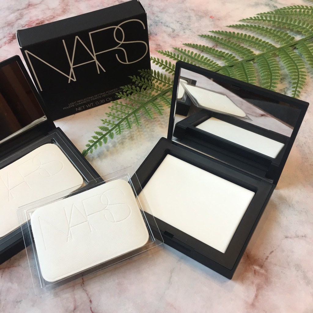 沐媽☀️正品開發票 NARS 裸光 蜜粉餅 星雲紫 裸光幻彩蜜粉餅 10g 大白餅小白餅 3g 1.8g 迷你 粉撲 | 蝦皮購物