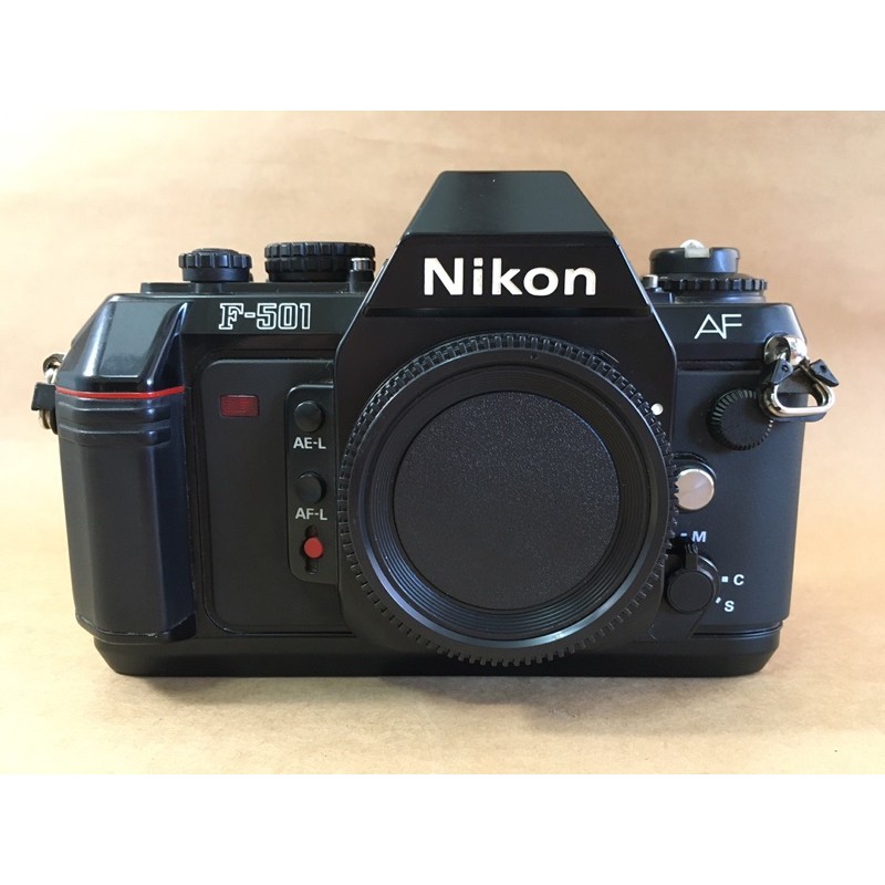 《九成五新 功能正常》Nikon F501 經典底片單眼相機 自動對焦（贈送全新電池） | 蝦皮購物
