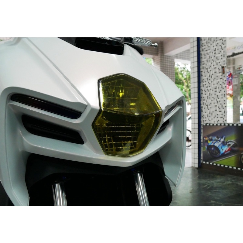 新款小改 MMBCU犀牛皮保護貼 158曼巴 MMBCU2代螢幕保護貼 高抗刮 抗UV TPU自動熱修復 儀表膜 | 蝦皮購物