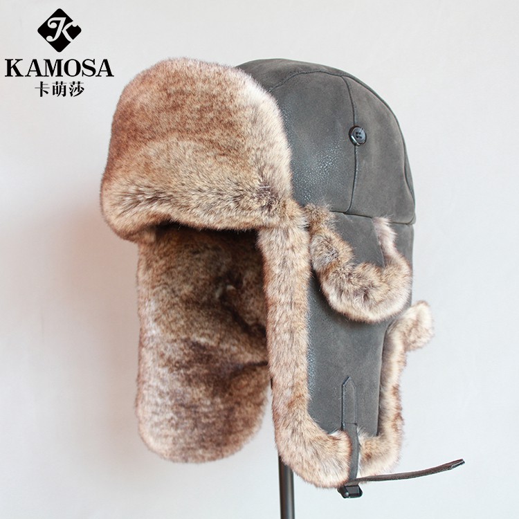 KAMOSA PU皮革雷鋒帽男女士冬季護耳帽東北帽中老年防寒保暖帽子【全場 包郵 】 | 蝦皮購物