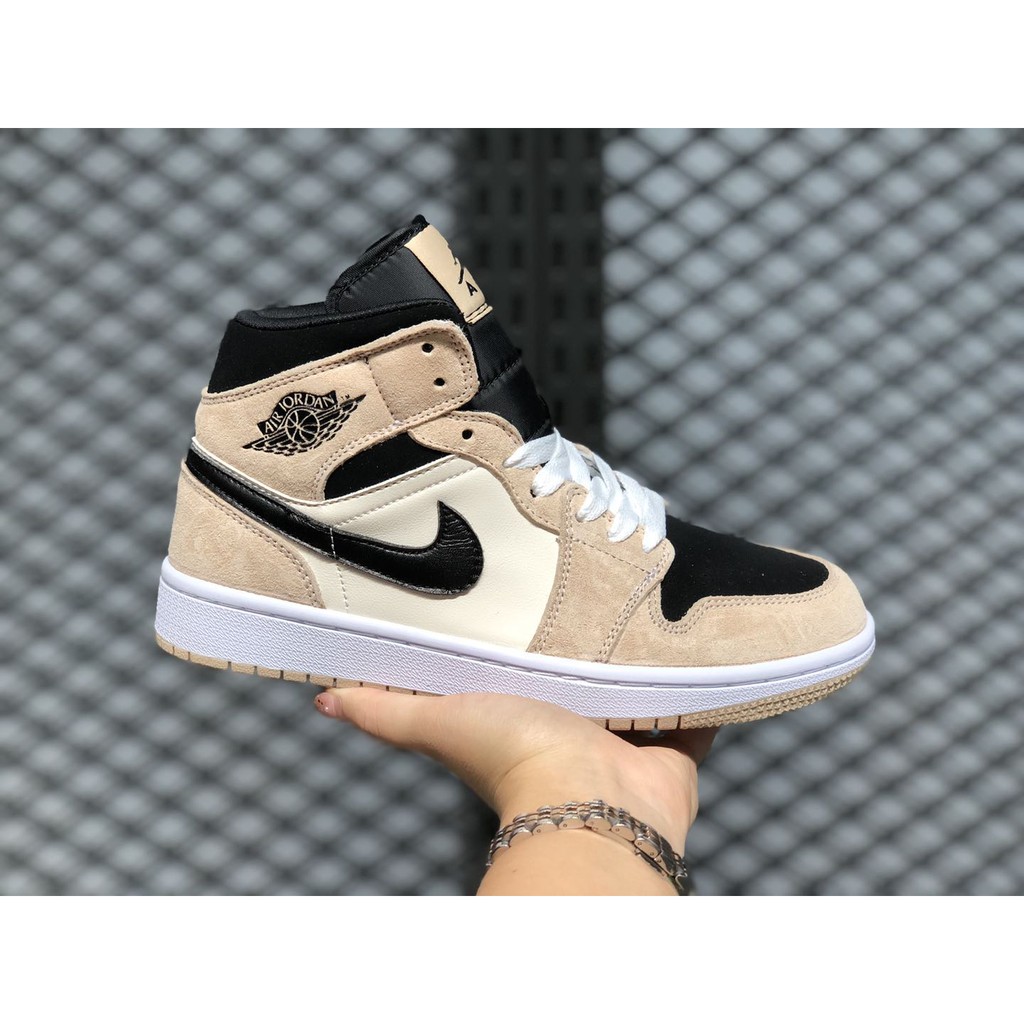 S.G Air Jordan 1 Mid Barely Orange BQ6472-800 奶茶 中筒 女鞋 喬丹1代 | 蝦皮購物