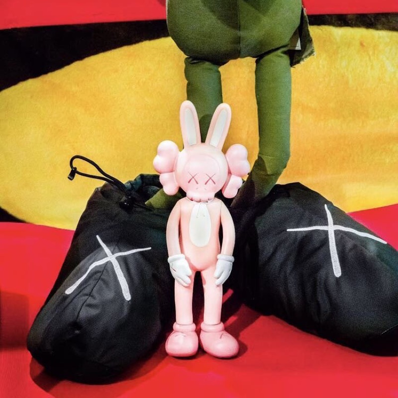 KAWS Original Fake companion 絕版 冠希 著.OriginalFake。 | 蝦皮購物