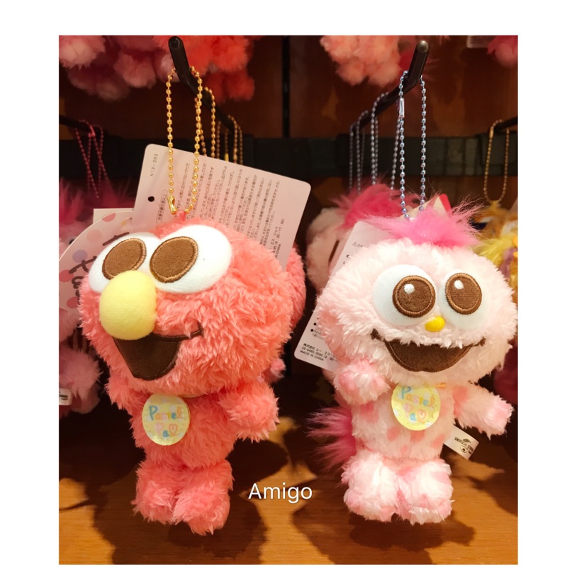 《朋友》大阪環球影城 芝麻街 Elmo 愛摩 艾摩 Moppy Q版絨毛娃娃 玩偶 公仔 娃娃吊飾 珠鍊吊飾 别針吊飾 | 蝦皮購物