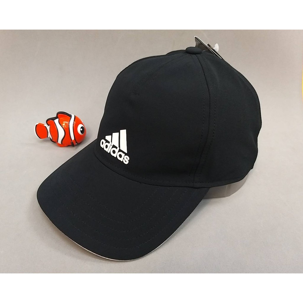 ADIDAS 吸濕排汗 透氣 運動帽 棒球帽 帽子 基本PERF CAP LOGO黑白 可調後扣 FK0877 | 蝦皮購物