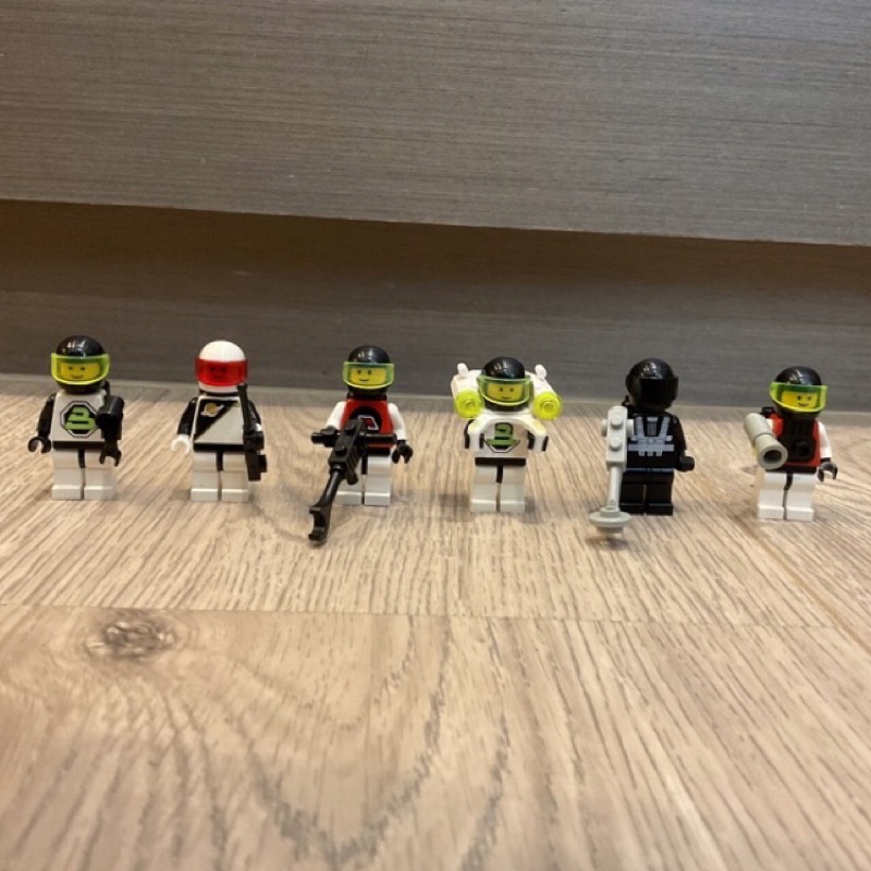 LEGO樂高經典絕版SPACE太空系列6704 太空警察/Blacktron/M-Tron太空人人偶組 | 蝦皮購物