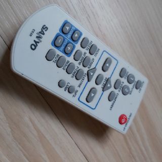 [現貨速寄免設定]SANYO三洋投影機遙控器 全系列機種PLC-XP100L PT-VX510適用PT、PLC XU等 | 蝦皮購物