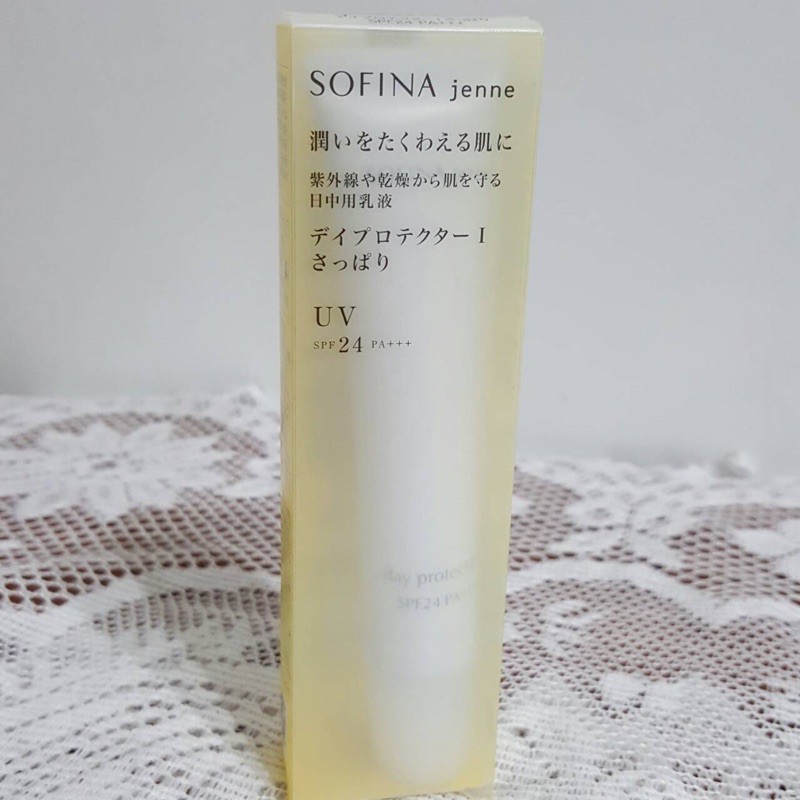 SOFINA 蘇菲娜 jenne透美顏 日間保濕防護乳(清爽型)SPF24 30g | 蝦皮購物