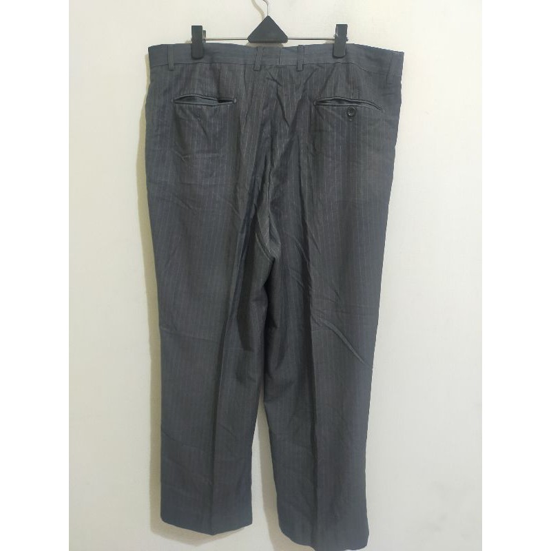 AURO MARK灰底條紋打摺西褲 | 蝦皮購物