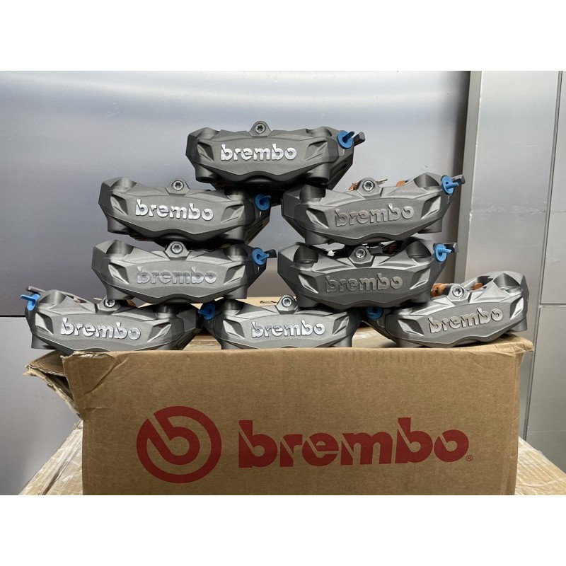 BREMBO AK550 左卡 BREMBO 輻射卡鉗 R3 XMAX300 FORCE SMAX 孔距100MM | 蝦皮購物