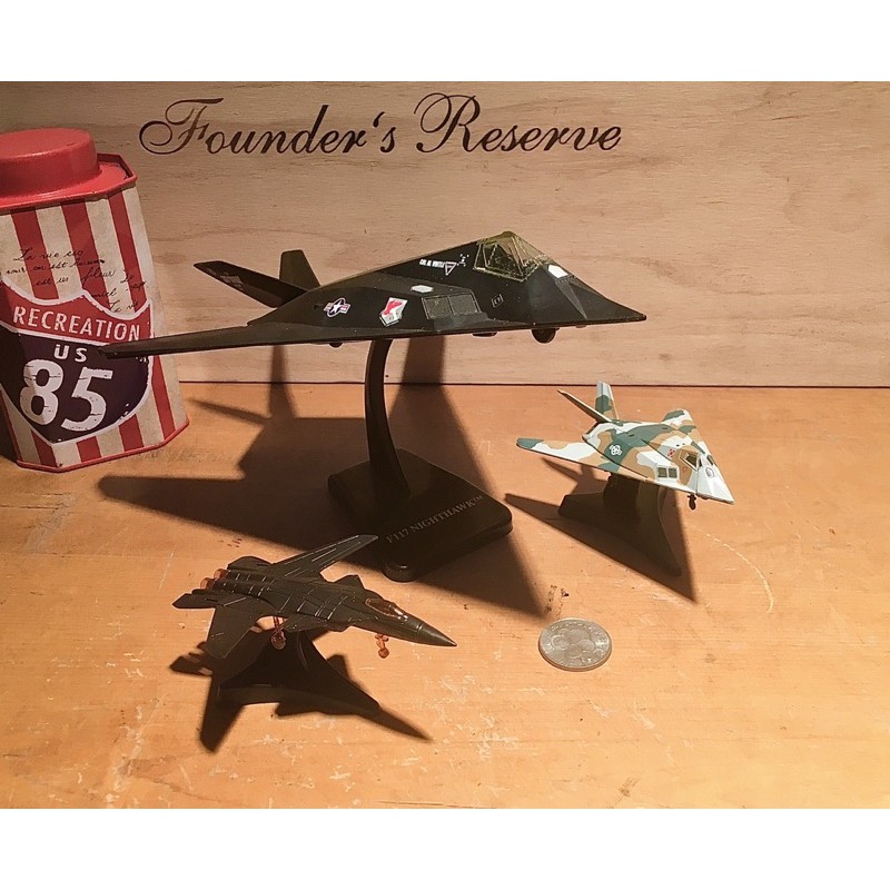 F117 Night Hawk Cy-47 蘇47 Firkin Berkut 黑色 迷彩 戰鬥機 模型 戰機 | 蝦皮購物