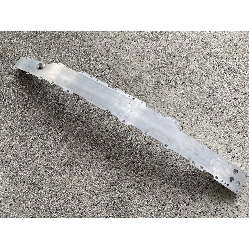 {阿勳精品}.全新 BENZ 賓士 W205 S205 全新 前保 內鐵 內骨..鋁製 | 蝦皮購物