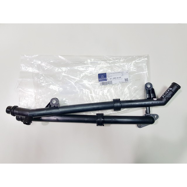 BENZ W204 C180 C200 W212 E200 M271 鐵水管-塑鋼材質.熱水管.冷卻水管 正廠 | 蝦皮購物