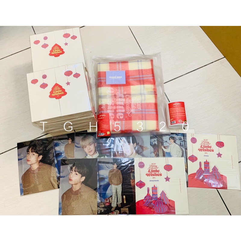 聖誕週邊 BTS 2021 Holiday Collection 驚喜禮盒 站立相框 防彈少年團 賠本出清 | 蝦皮購物