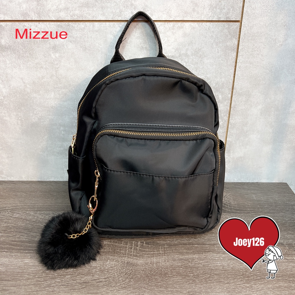 Mizzue 超輕時尚拉鍊尼龍後背包女 台灣現貨 大容量背包 女背包小 mini背包 6色 附上小毛球 迷你背包 禮物 | 蝦皮購物