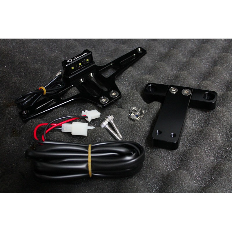 燈匠 SMAX / Force 車牌下移套件 牌架下移 需搭配MT-09後土除才可安裝 類重車視覺 大牌下移組 | 蝦皮購物