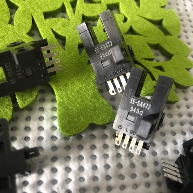 (SENSOR) EE-SX472 OMRON T型 NPN 輸出 溝槽連接器型光遮斷器 | 蝦皮購物