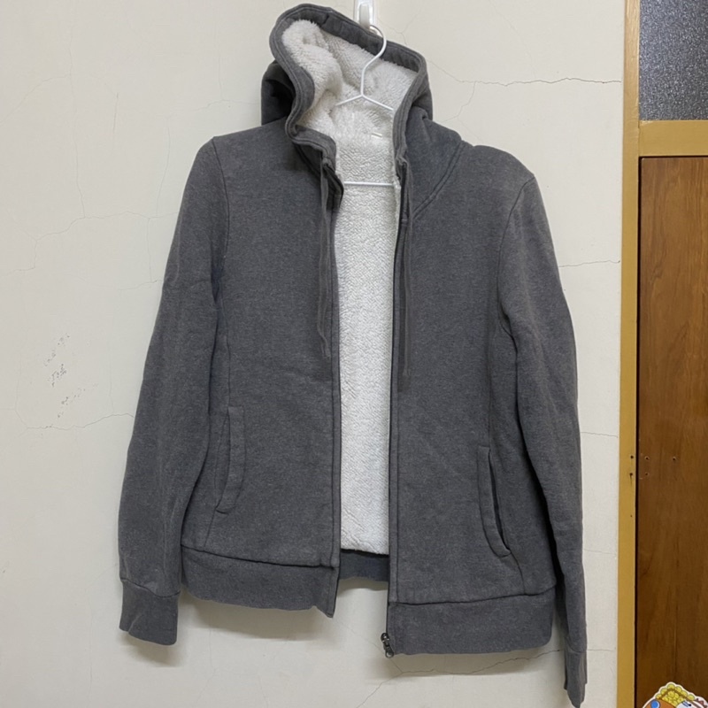 Lativ 毛茸茸外套 二手 L | 蝦皮購物