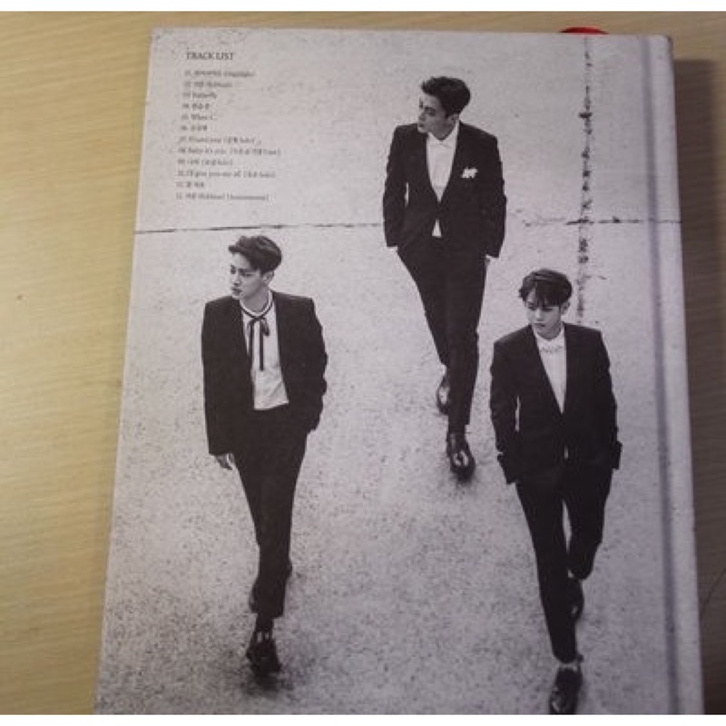 Beast （Highlight)第三張專輯「Highlight」(韓國進口版) | 蝦皮購物