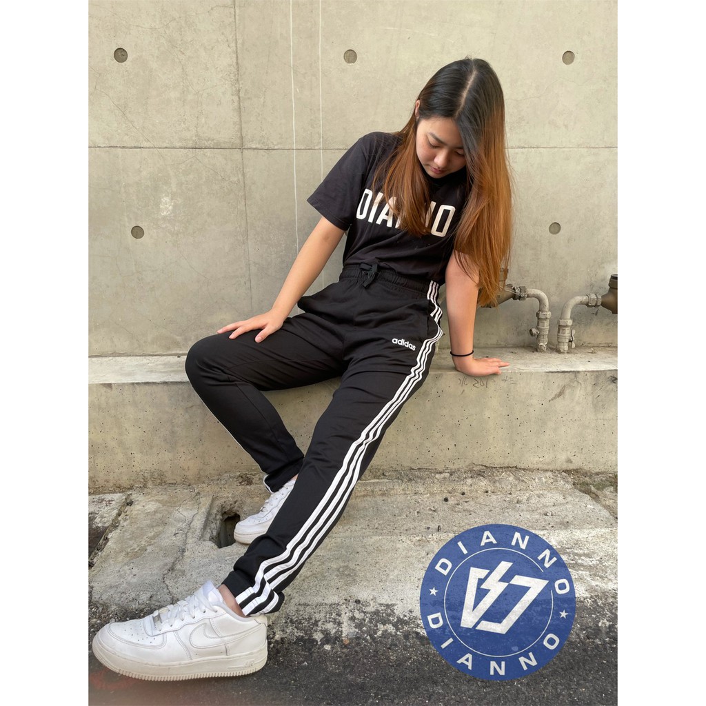 帝安諾-實體店面ADIDAS ESSENTIALS 3-STRIPES 三條線 窄版 直筒 沒縮口 長褲 DU0456 | 蝦皮購物