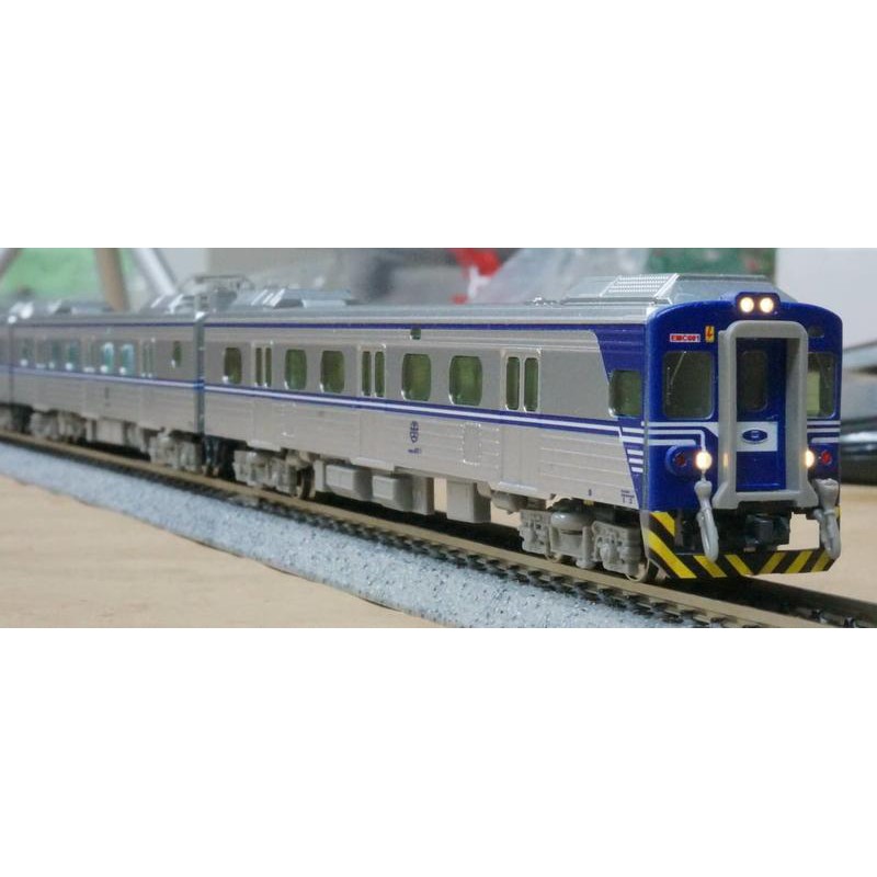 EMU600 - 四輛基本組 (EMU608) （1M3T）+四輛增節組 (EMU609) （4T）無階化前 圖裝 | 蝦皮購物